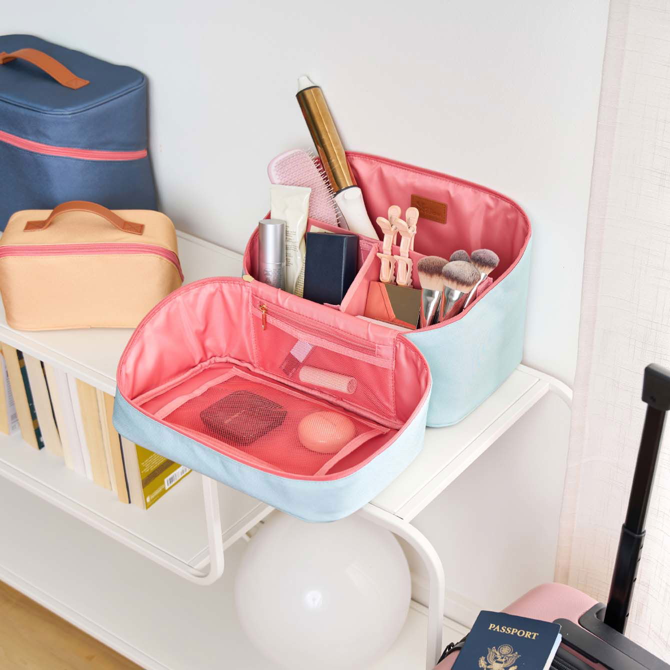 Sea Glass Large Organizer Case | Erin Condren