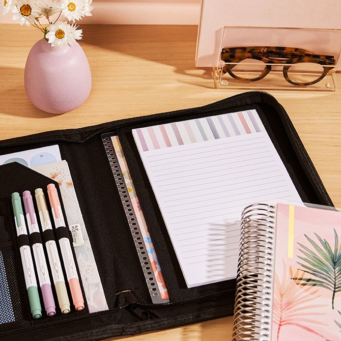 Watercolor Leopard Print Premium Zip Folio | Erin Condren